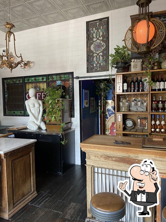 Industry Lounge & Gallery, Huntington - Restaurant menu, prices and reviews