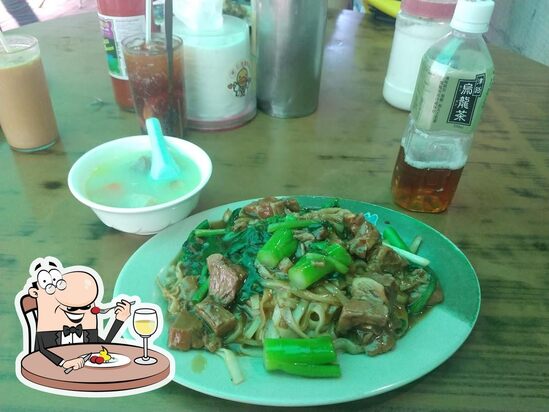 Kin Yip Street Cooked Food Market, Hong Kong - Restaurant menu, prices ...