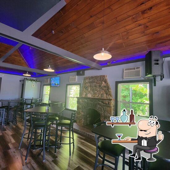Foster’s Tavern in Alton - Restaurant menu and reviews