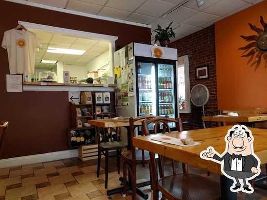 Right Path Organic Cafe, New London - Restaurant menu, prices and reviews