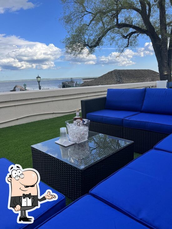 Tiki Beach Pier Restaurant, Rye - Restaurant menu, prices and reviews