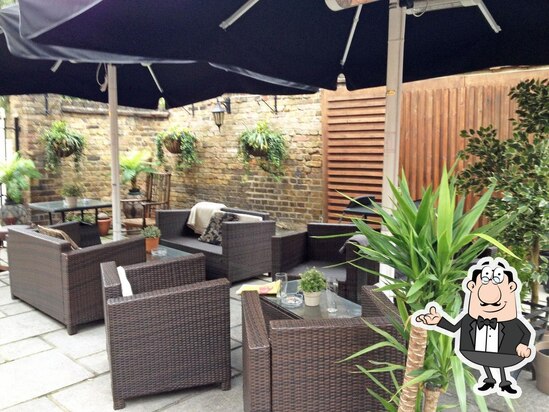 Menu at Three Kings pub & bar, Twickenham, 42 Heath Road