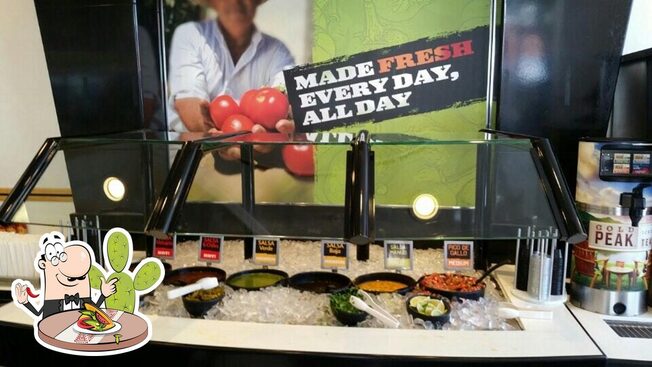 Baja Fresh Mexican Grill, 10768 Venice Blvd. in Culver City ...