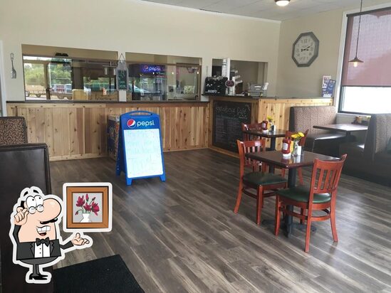 Menu at Roundabout Cafe, Brooklet, 108 E Lee St