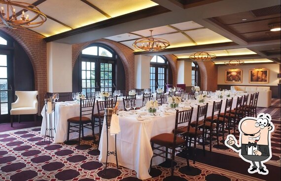 Chapel Grille, Cranston - Restaurant menu, prices and reviews
