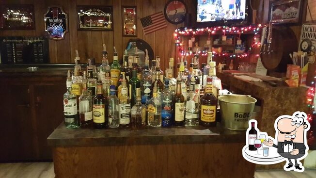 Midway Inn, Erie - Restaurant menu, prices and reviews