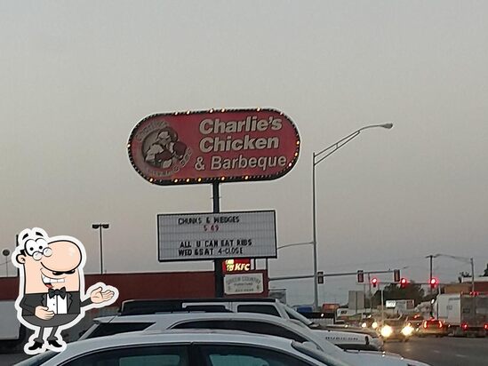 Menu at Charlie's Chicken & Barbeque, Pryor