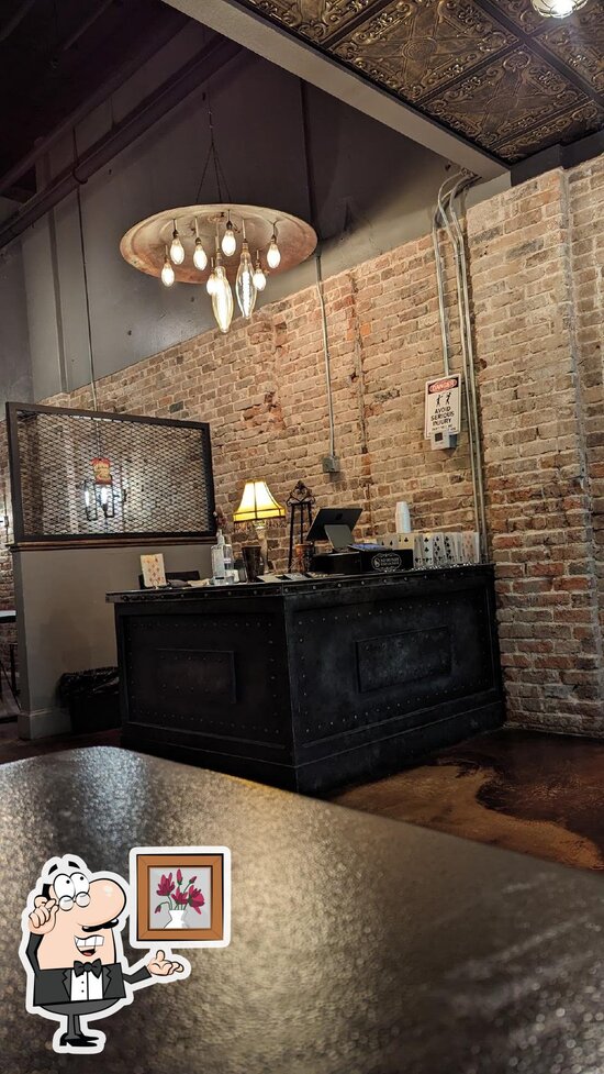 The Missing Link, Shreveport - Restaurant menu, prices and reviews