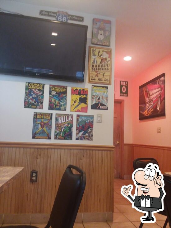 Zahz Pizza, Cheektowaga - Restaurant menu, prices and reviews