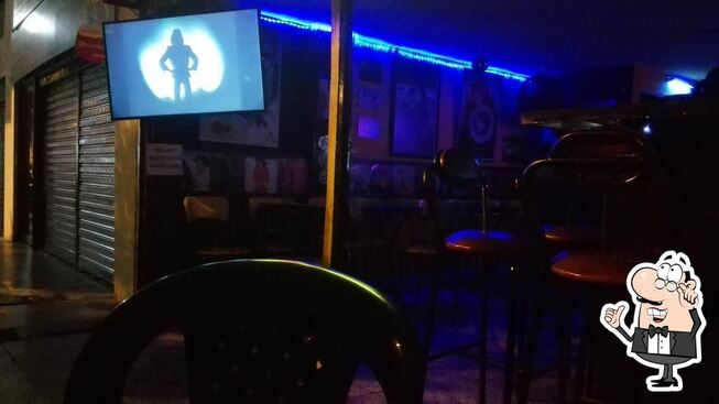 Bowie Classic Bar, Cali - Restaurant menu, prices and reviews
