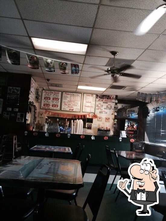 Rio's Pizza, Montebello - Restaurant menu, prices and reviews