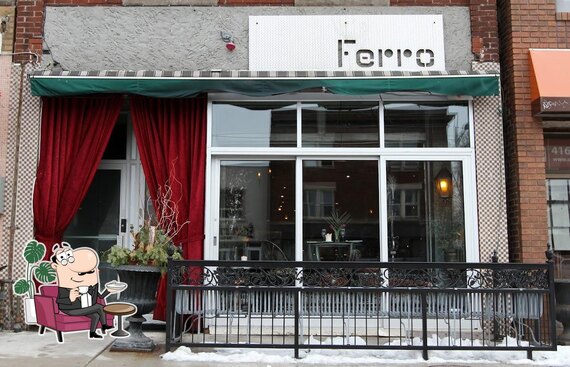 Menu au Ferro Bar & Cafe, Toronto