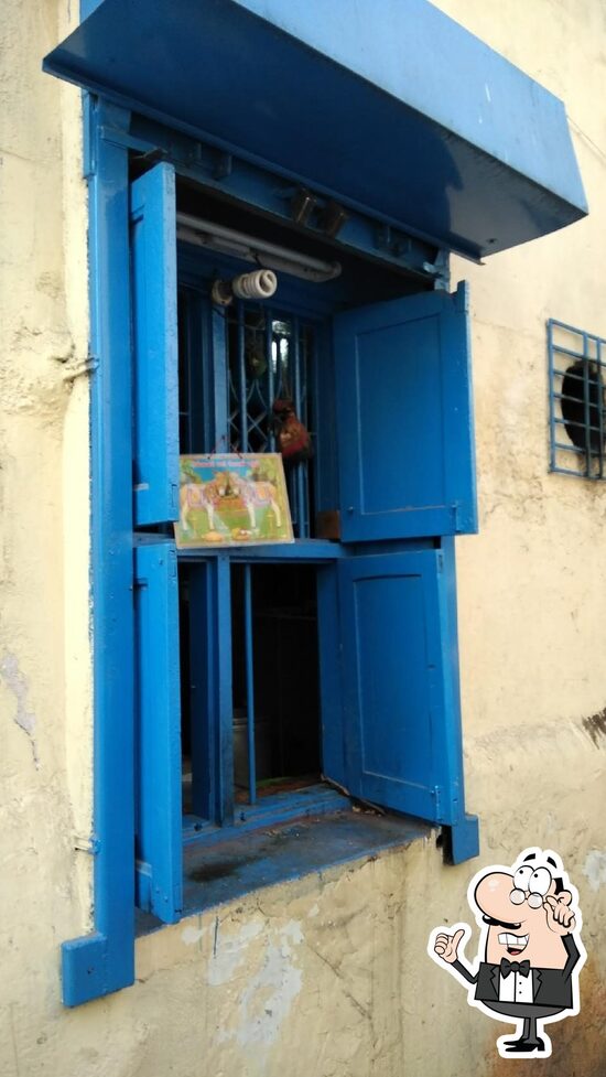 Mylapore Jannal Kadai Window Bajji stall, Chennai - Restaurant menu ...