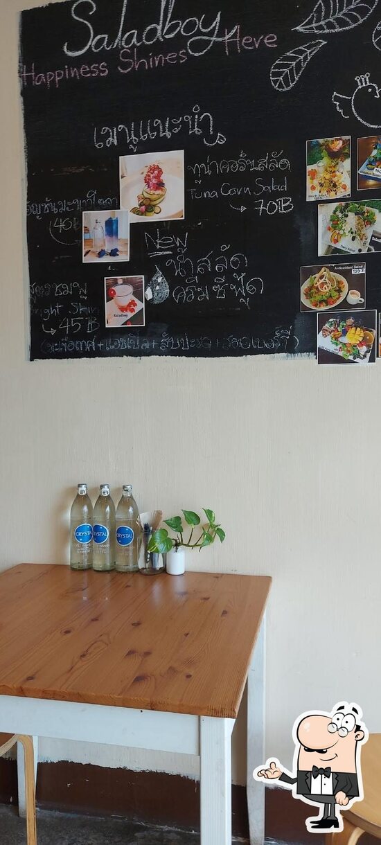 Menu at Doughlassie cafe, Lampang