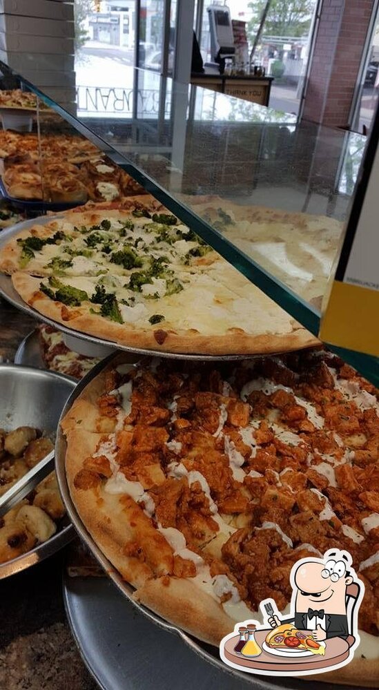 Max's Pizzeria in Inwood - Restaurant menu and reviews