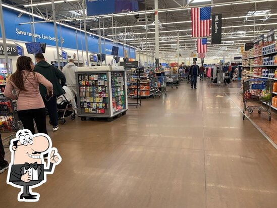 Carta de Walmart Supercenter, Freehold