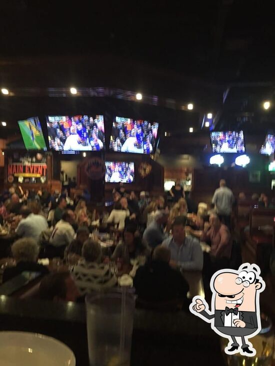 Menu at The Main Event pub & bar, Farmingdale