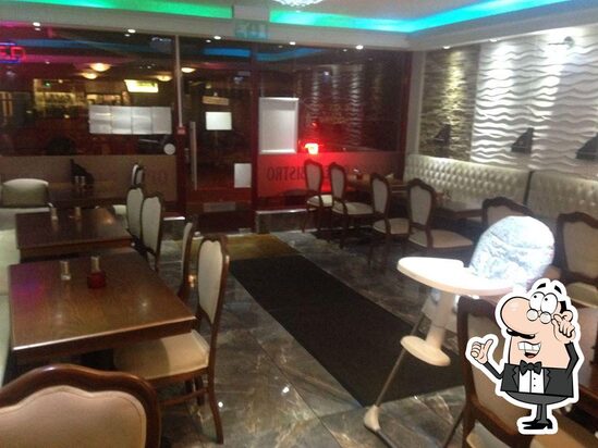 Village Cafe & Bistro, 167 High St in Banstead - Restaurant menu and ...