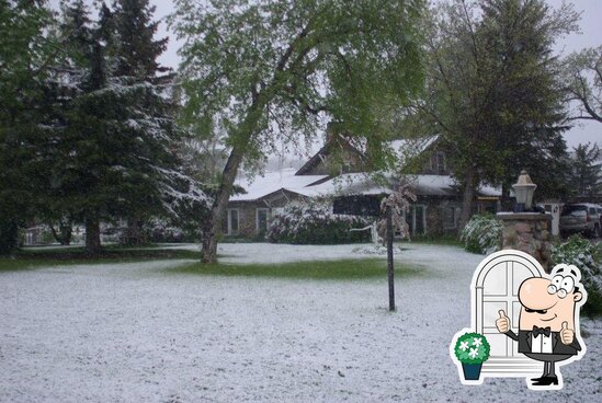 The Cobblestone Manor in Cardston - Restaurant menu and reviews