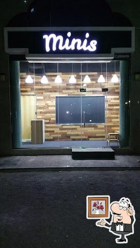 Minis, Abu Dhabi - Restaurant menu, prices and reviews