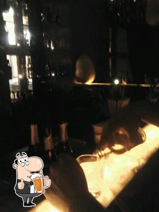 Alaus Biblioteka Beer Library pub & Bar, Vilnius ...