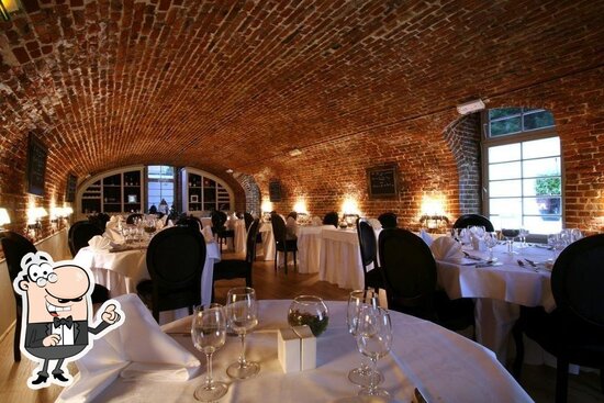 Menu au Château de la Motte Fénelon restaurant, Cambrai