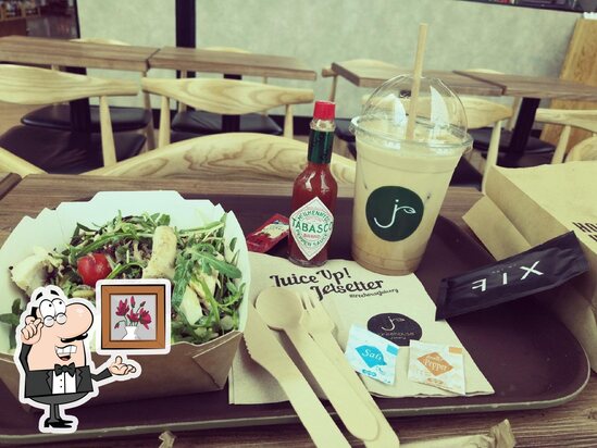 Treehouse Juicery, Dubai - Restaurant menu, prices and reviews
