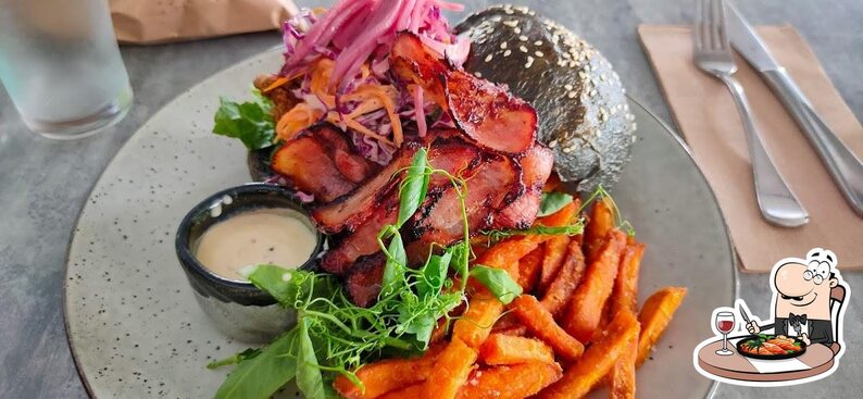 Little Tree Bake & Brew House in Samford Village - Restaurant reviews
