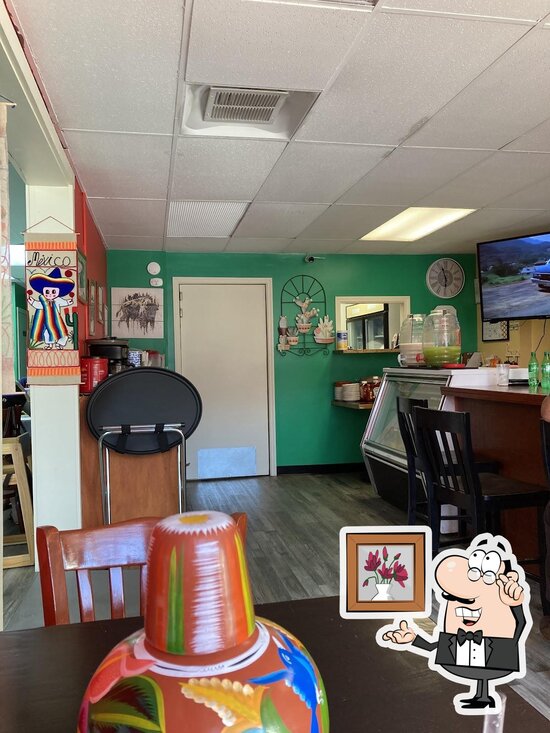 Mexico Lindo, Kingston - Restaurant menu, prices and reviews