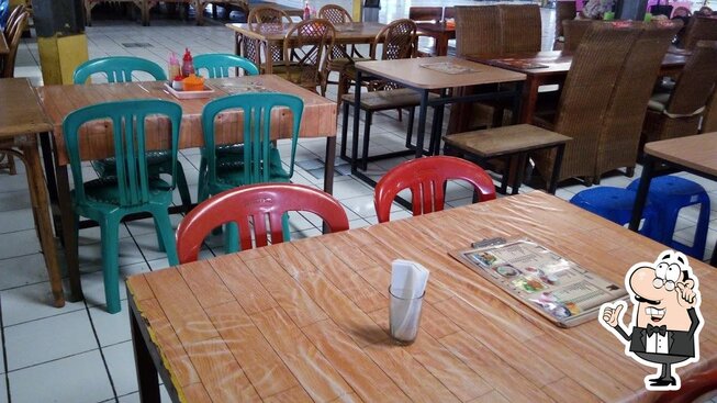 Peu-eut restaurant, Garut - Restaurant reviews