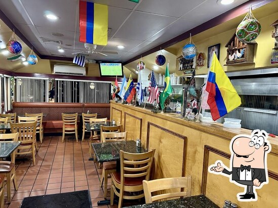 Pollos El Paisa, Westbury - Menú del restaurante, precios y reseñas