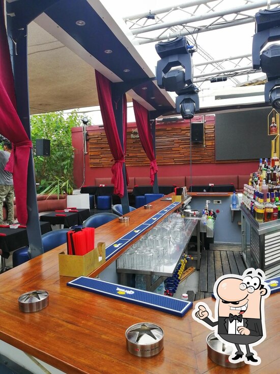 Le Roof pub & bar, Mohammedia - Restaurant reviews
