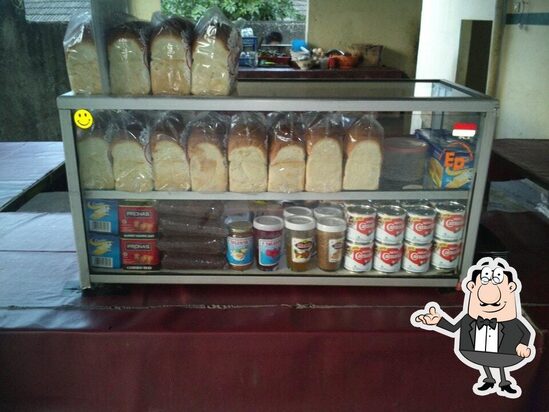 Rotbak 21 restaurant, Jakarta, Jl. Raya Ceger (Samping Komplek Puspom)