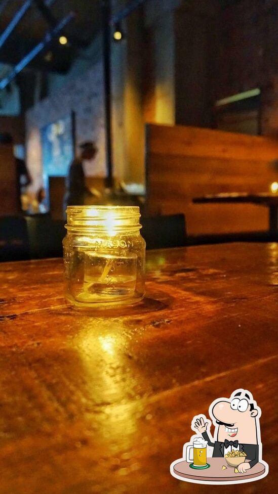 Cava Mezze, 2940 Clarendon Blvd in Arlington - Restaurant menu and reviews