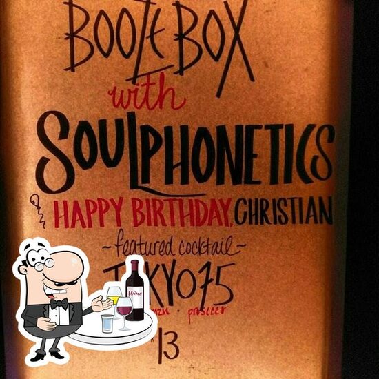 Booze Box, Chicago, Clinton - Restaurant menu, prices and reviews