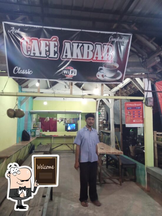 Menu at CAFE AKBAR, Hulaan