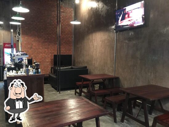 SIP N PLAY, Bangkok - Restaurant menu, prices and reviews