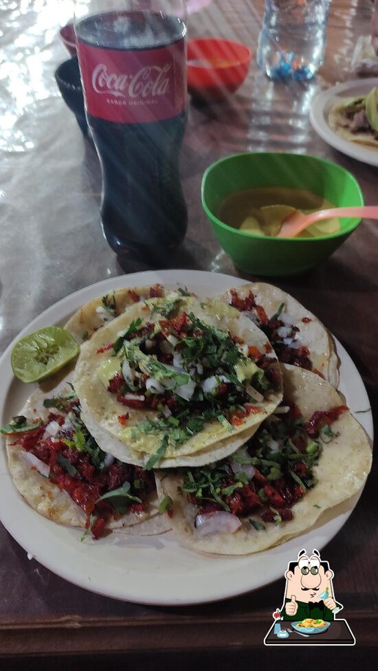 Menu at Tacos de guisado “El muñeco” restaurant, Tejupilco de Hidalgo
