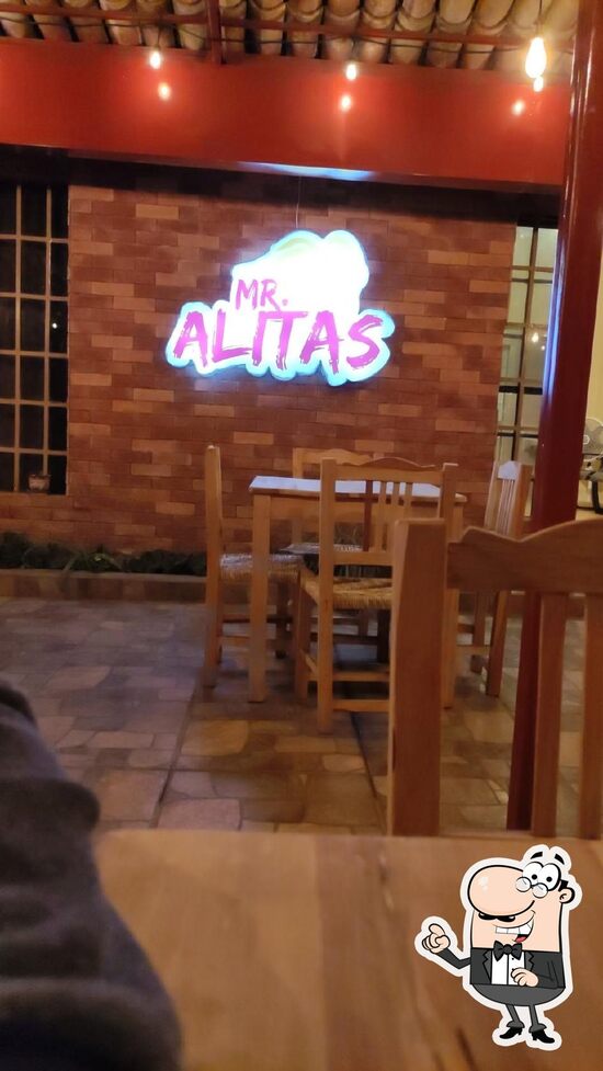 Menu at Mr. Alitas restaurant, Tepic