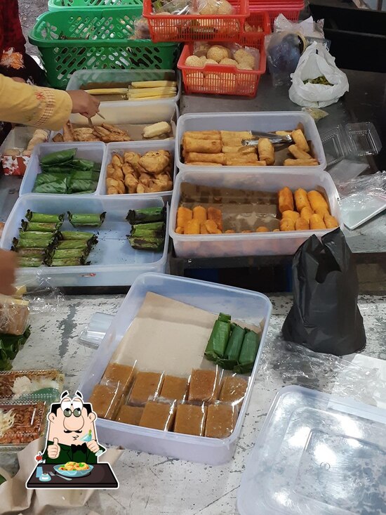 Jajan Pasar Mbak Karni, Pati