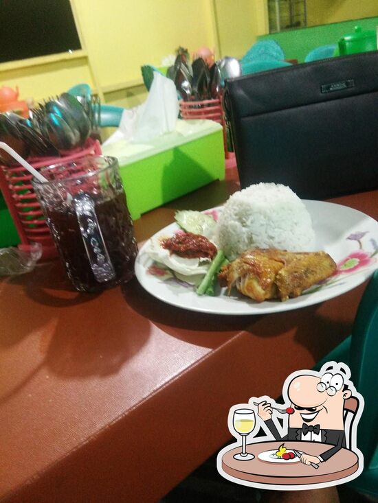 Rumah Makan Restu Ibu, West Ketapang - Menú del restaurante, precios y ...