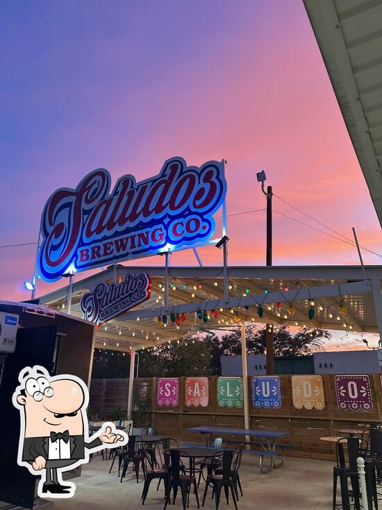 Saludos Brewing Co., Laredo - Restaurant menu, prices and reviews