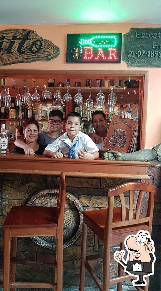 Menu at Los Toneles restaurant, Holguin