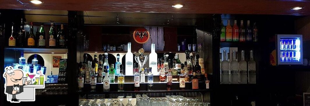 Skoven pub & bar, Skovlunde, Bybjergvej 6D - Restaurant reviews
