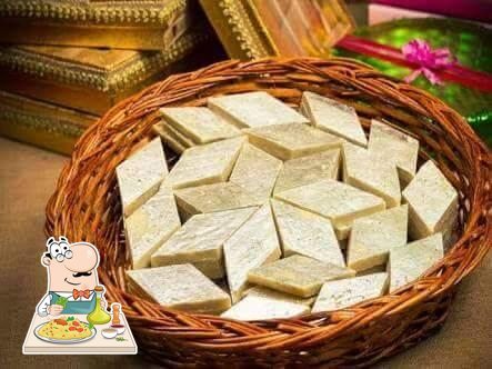 Pawan Sweet Corner And Restaurant, Jahangir Ganj Market - Restaurant ...