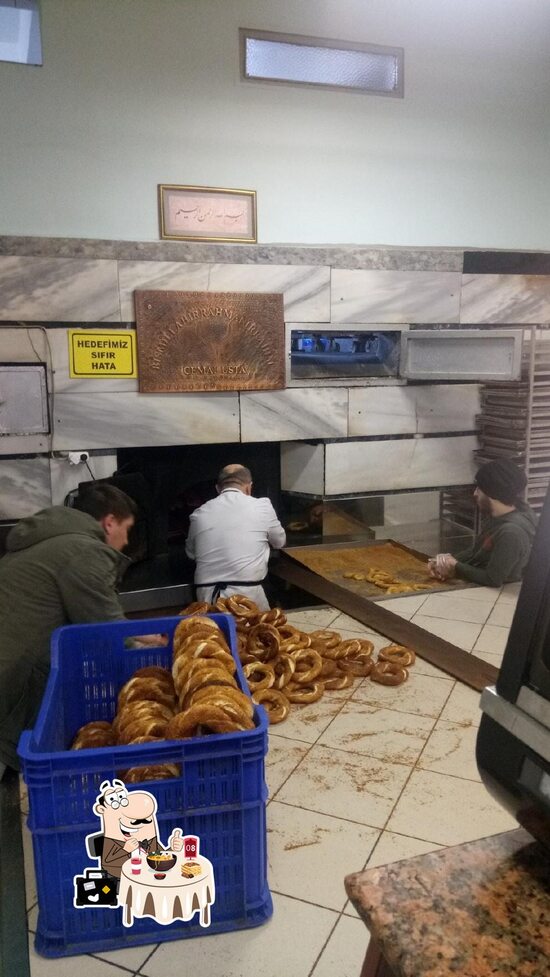 Tarihi Karagümrük Simit Fırını, Estambul - Opiniones del restaurante