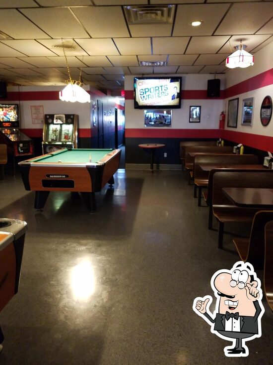Silver Dollar Bar & Grill, Sidney - Restaurant menu, prices and reviews