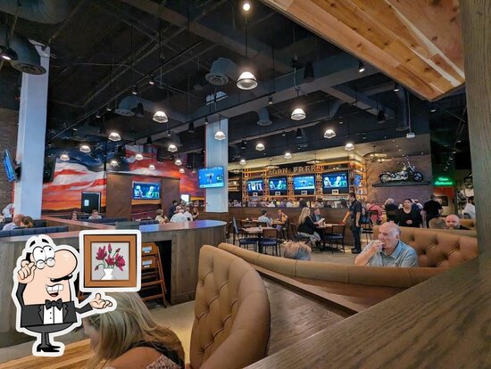 Open Road Reston, Reston - Restaurant menu, prices and reviews