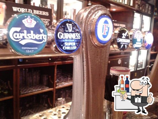 Menu at The Eight Bells pub & bar, Dover