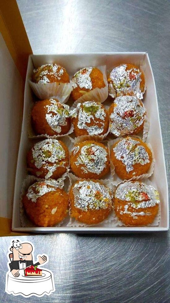 Karachi Sweet Mart, Pune, Lane No. 7 - Restaurant menu and reviews